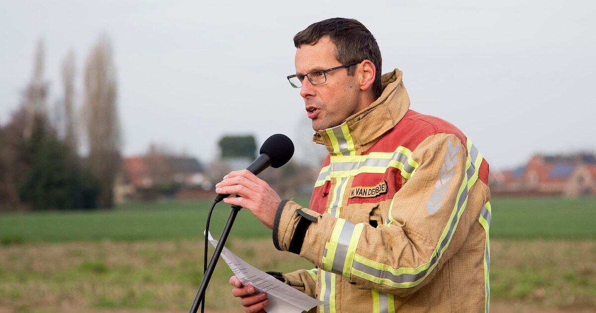 Kapitein Wouter Van Den Broeck wordt nieuwe zonecommandant bij ...