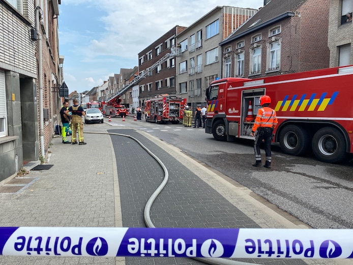 Bewoners kunnen na brand in appartementsgebouw opnieuw naar huis: “Even ...