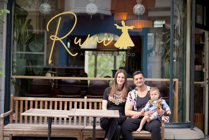 NET OPEN. Lindsay (29) en Sultan (29) starten Afghaans restaurant Rumi ...