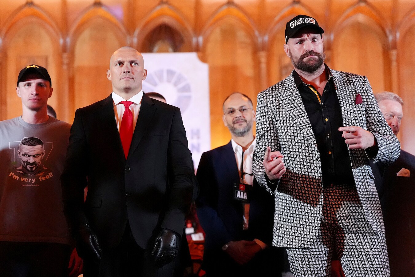 Tyson Fury onthult dat zijn vrouw Paris hun zoontje verloor na miskraam ...