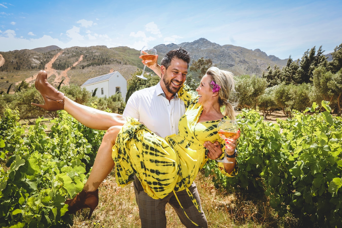 Kathleen Aerts over de vele vlieguren van haar man Steven en de grote reünie van K3: “Ik ben er ...
