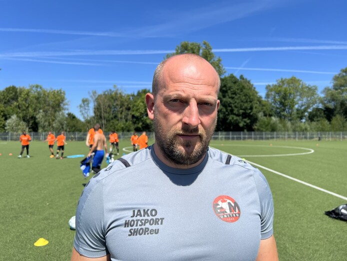 Levi Jacobs en Erpe-Mere United openen seizoen met 1-0-winst tegen ...