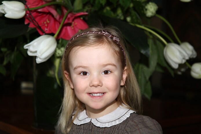 Prinses Ariane wordt 17 jaar: de jongste dochter van koning Willem ...