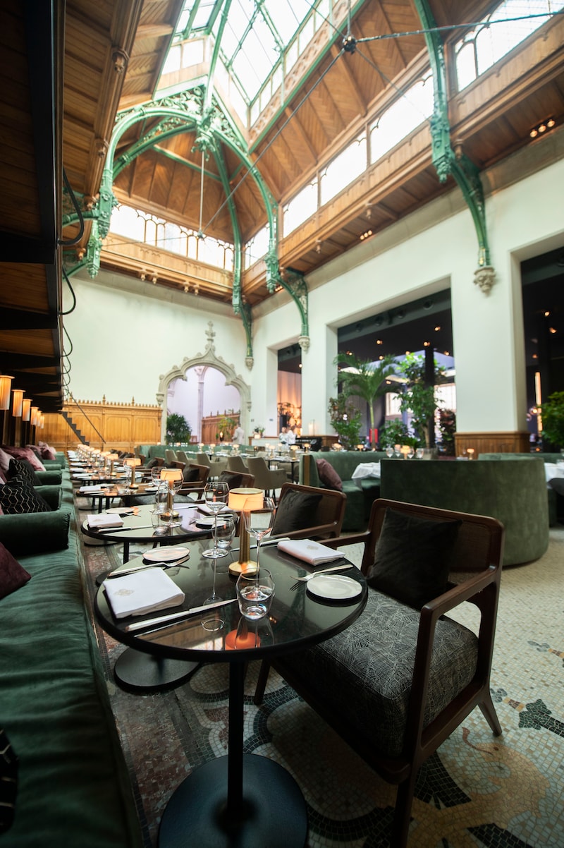 Zes maanden geleden nog ‘duivenkot’, nu nieuwe gastronomische hotspot ...