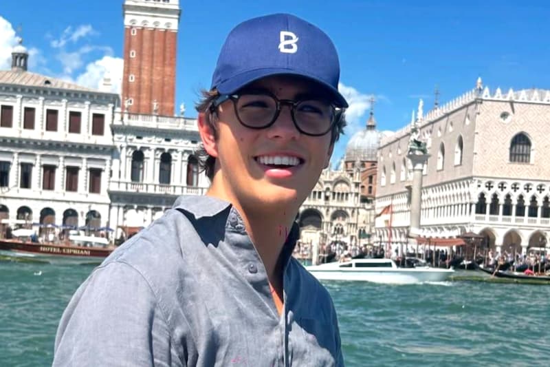 Prins Aymeric (20) koos niet voor leger maar voor zijn eigen weg ...