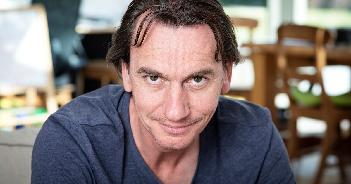 Comedian Bert Gabriëls probeert nieuwe show uit in Lochristi ...