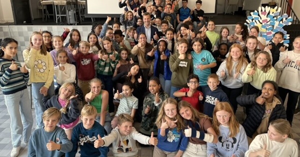 Burgemeester staat middagje voor de klas op Campus Sint-Antonius (en ...