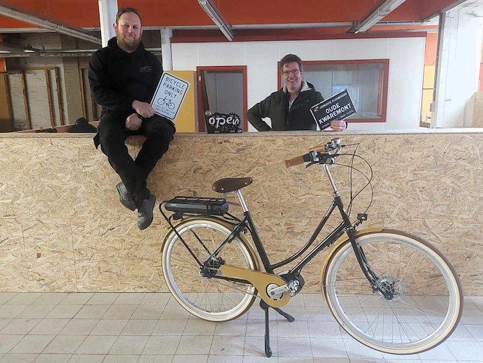 NET OPEN. 2wielershop.be opent deuren op nieuwe locatie aan ...