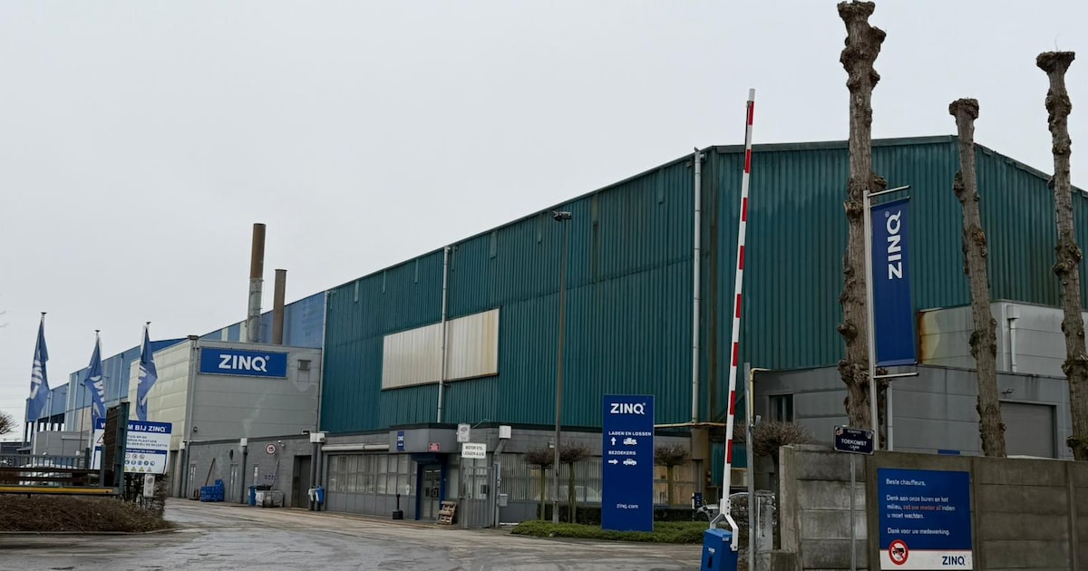 Slang van gasfles vat vuur bij kleine industriebrand in Schoten: 2 ...
