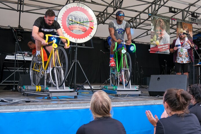 Grute Plattoofeesten groot succes: “Veel ambiance en een pak volk ...