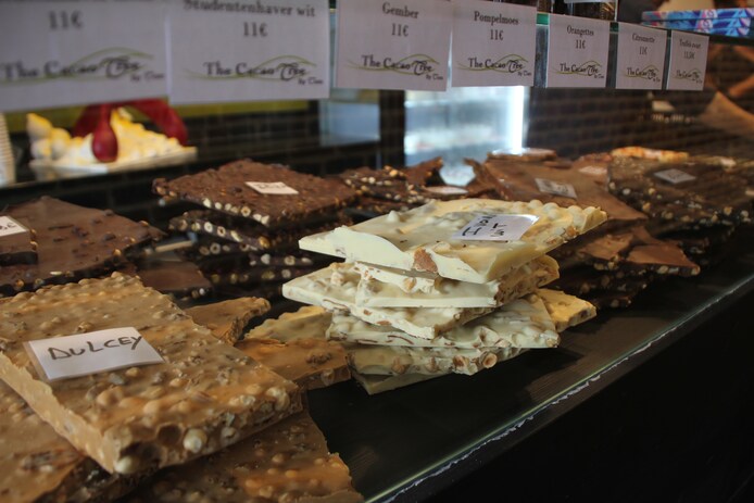 NET OPEN. In chocoladewinkel The Cacao Tree zie je chocolatiers zelf ...