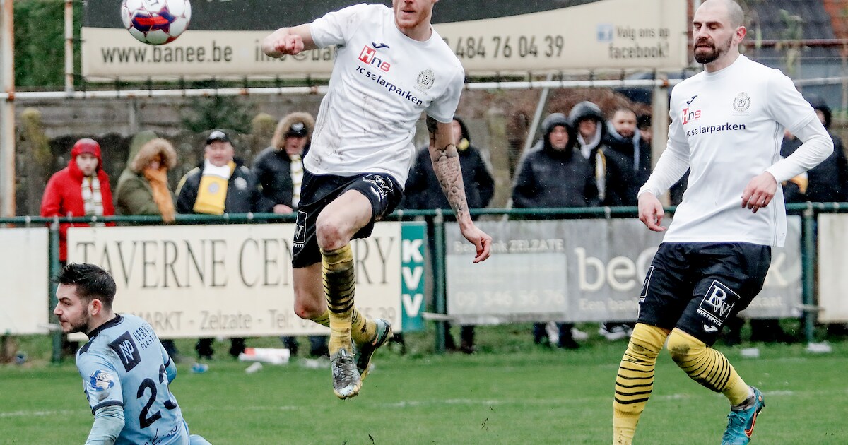 Gino Pauwels (KVV Zelzate) na 0-4-nederlaag tegen Lokeren-Temse ...