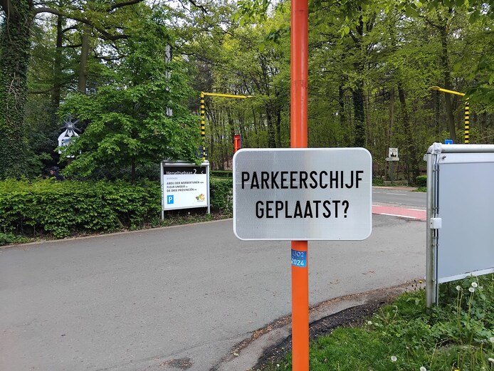 Voortaan drie uur parkeren in blauwe zone | Scherpenheuvel-Zichem | hln.be