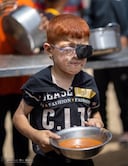 Video van huilende Palestijnse jongen (7) met kapotte bril gaat viraal ...