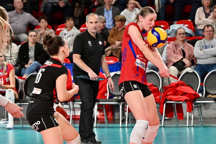 “Net op het slechtste moment”: Yellow Tiger Manon Strategier loopt ...