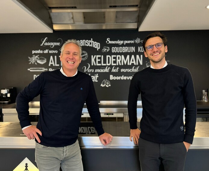 KIJK. Hier maken ze 5 miljoen verse kroketjes voor de feestdagen: “En zeggen dat moemoe ooit in ...