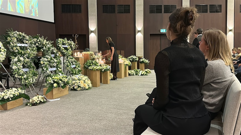 “Papa, ik had je nog zoveel meer gegund”: met pakkend eerbetoon nemen ...