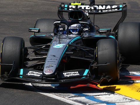Antonelli rijdt autoritair naar zege na rode vlag in Monaco, Verstappen ...