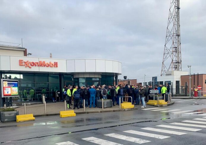 Staking bij ExxonMobil beëindigd: bedrijf gaat na conflict over opladen ...