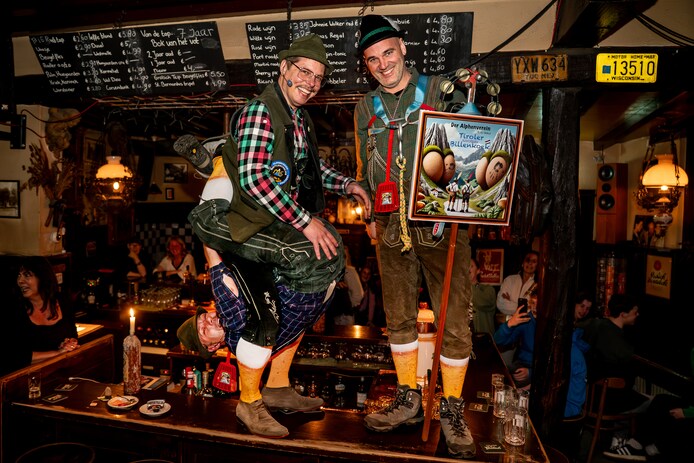 Der Alphenverein kletst met dank aan AI op de kontjes van Alphen ...