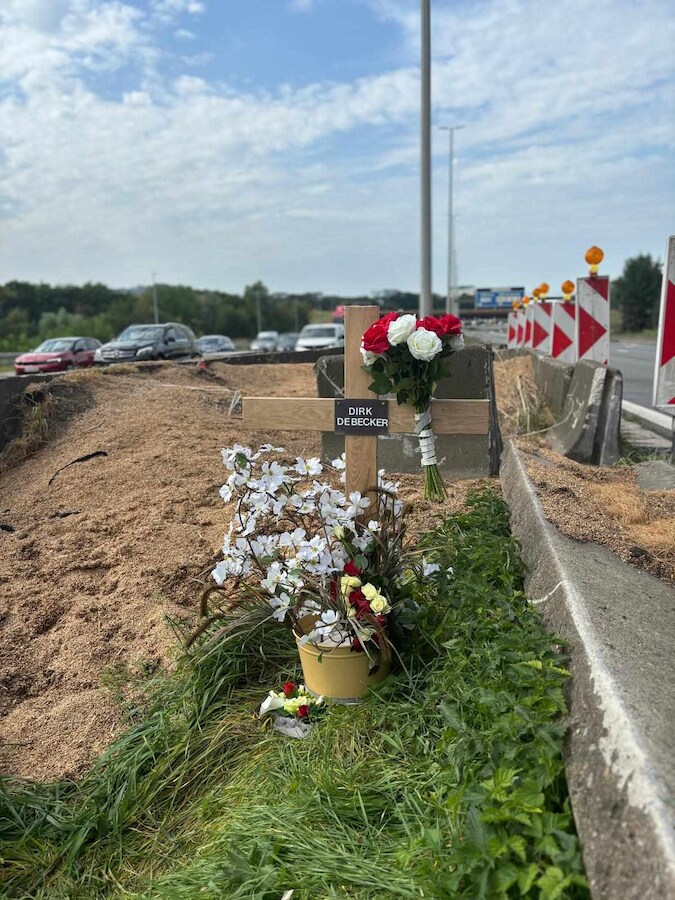 Aan wie moet ik mijn vaderdagcadeautje afgeven?’, vroeg mijn jongste ...