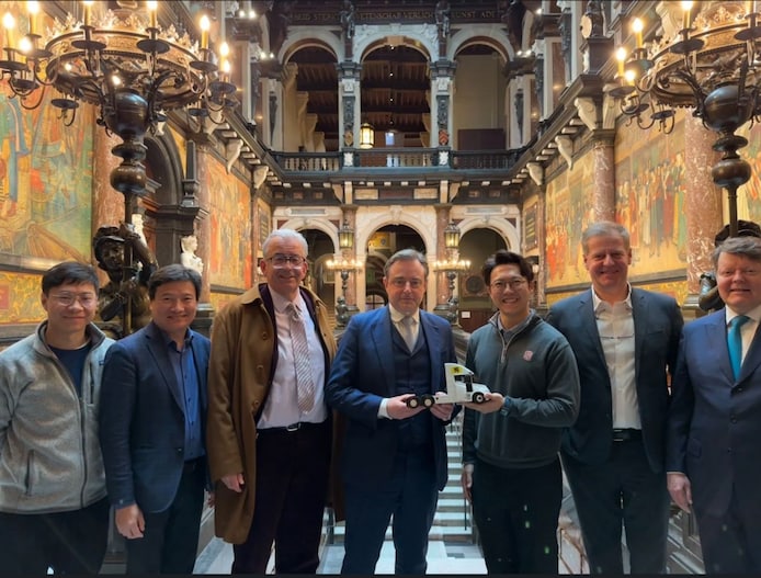 Chinese e-truckfabrikant Windrose overweegt Europees hoofdkantoor in ...