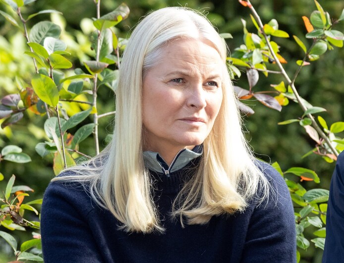 Kroonprinses Mette-Marit (51) twee weken op ziekteverlof door ...