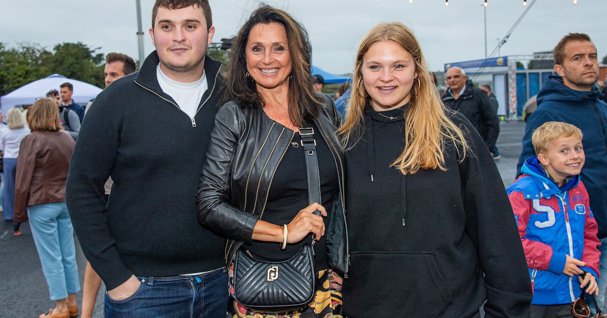 Estelle, dochter van Wendy Van Wanten, weet wie vader van halfbroer ...