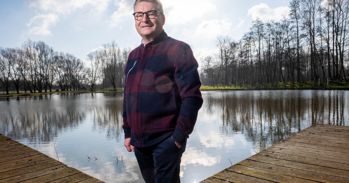Koen Van den Heuvel (60), burgemeester van Puurs-Sint-Amands, over zes ...