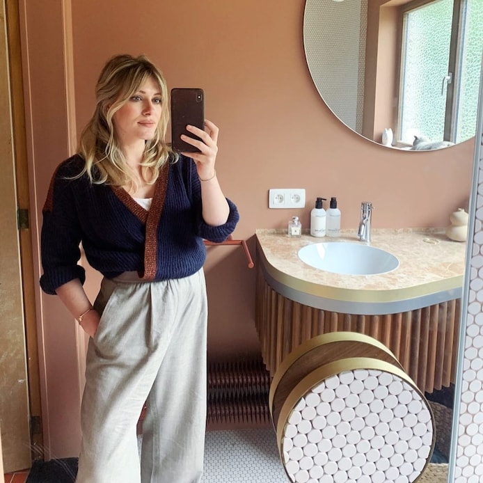 BINNENKIJKEN. Thomas Vanderveken zet pas gerenoveerde woning te koop ...