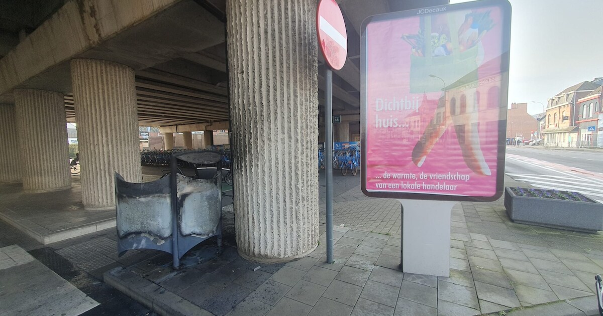 Vuilnisbak in brand gestoken aan station in Deinze, oproep tot getuigen ...