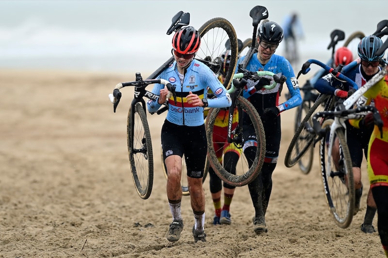 Laura Verdonschot zet punt achter crossseizoen: “Na het WK heb ik twee ...