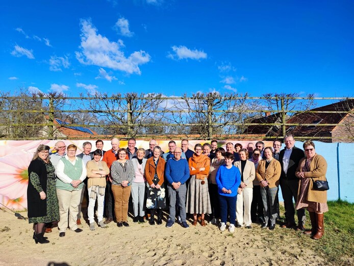 Boeren van Boerenmarkt Aalter vieren samen: “Met de groeten van Kevin uit ‘Boer zkt. Vrouw ...