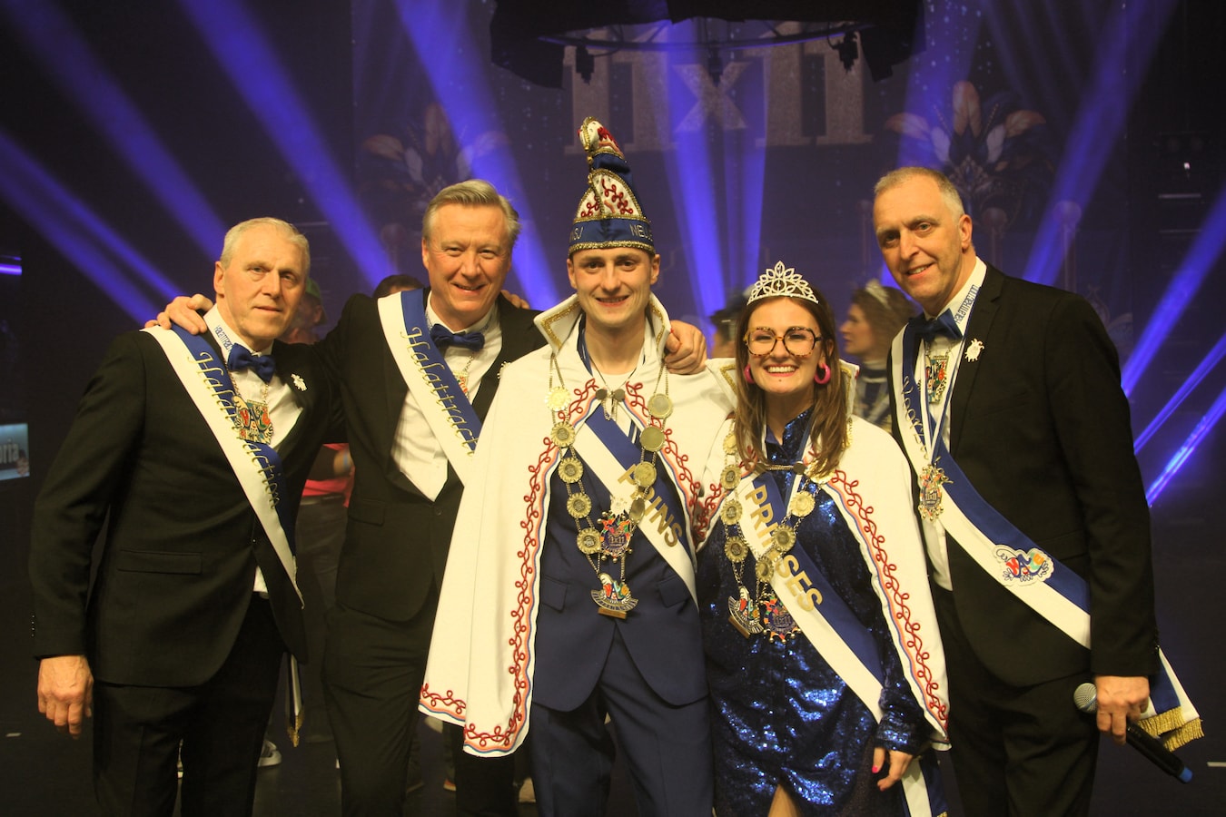 Mathias (28) en Nikky (26) zijn het gloednieuwe prinsenpaar van ...
