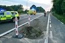 Maaltijdkoerier (21) zwaargewond na botsing tegen bergje aarde op ...
