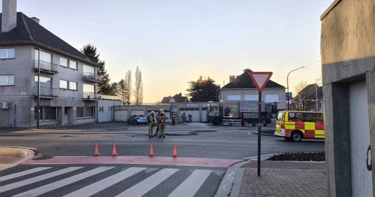 Zware explosie tijdens werken aan voormalig tankstation in Ronse: twee ...