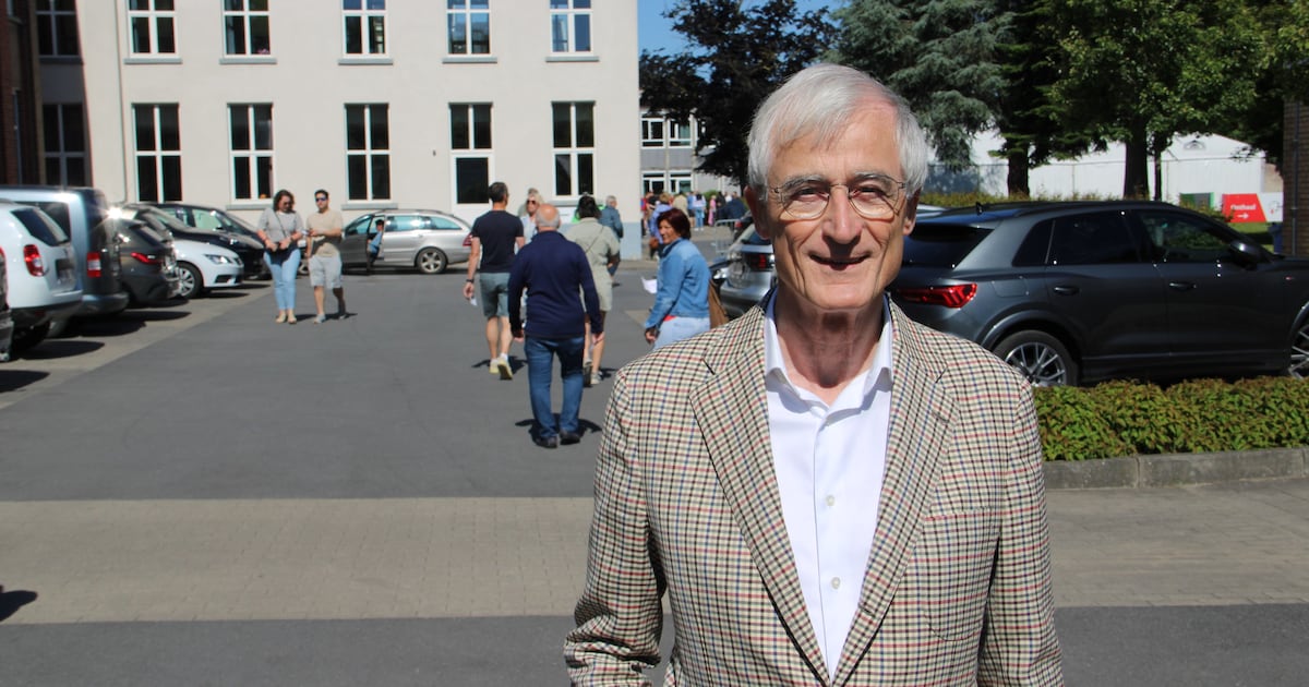 Geert Bourgeois gaat stemmen in Izegem: “Ik ben gematigd positief ...