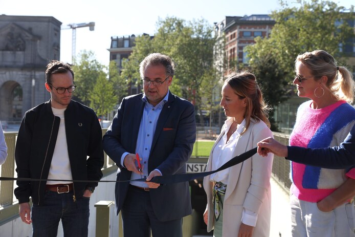 VeloVeilig gaat van start in Antwerpen met Tine Embrechts: “Ik fiets ...