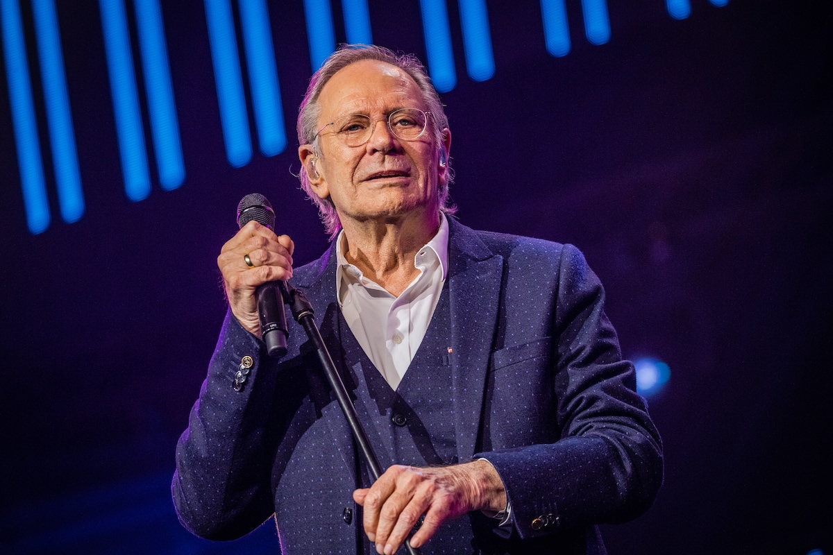 Weduwe Rob de Nijs hint op onuitgebrachte muziek van Nederlandse zanger ...