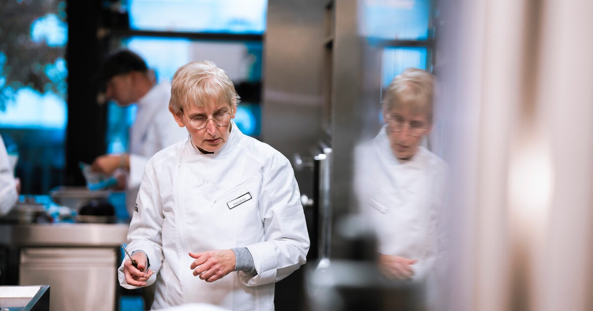 Ingrid uit ‘Restaurant Misverstand' overleden: “Blij dat we dit avontuur met haar mochten ...