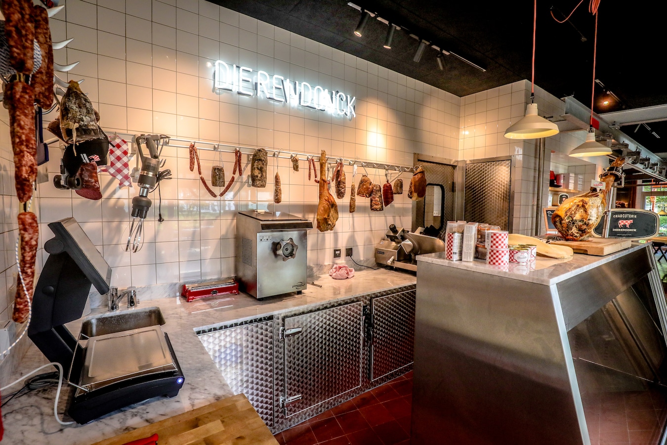 Chef Timon Michiels (28) vertrekt eind juni bij restaurant Carcasse van ...
