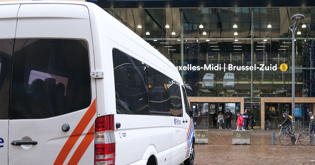 Oorlogswapen gevonden bij man die in Zuidstation dreigde met aanslag ...