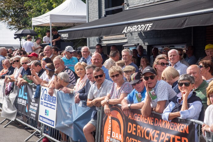 Wout van Aert wint 20ste Derny Festival: “Leuke training en mooi om te ...