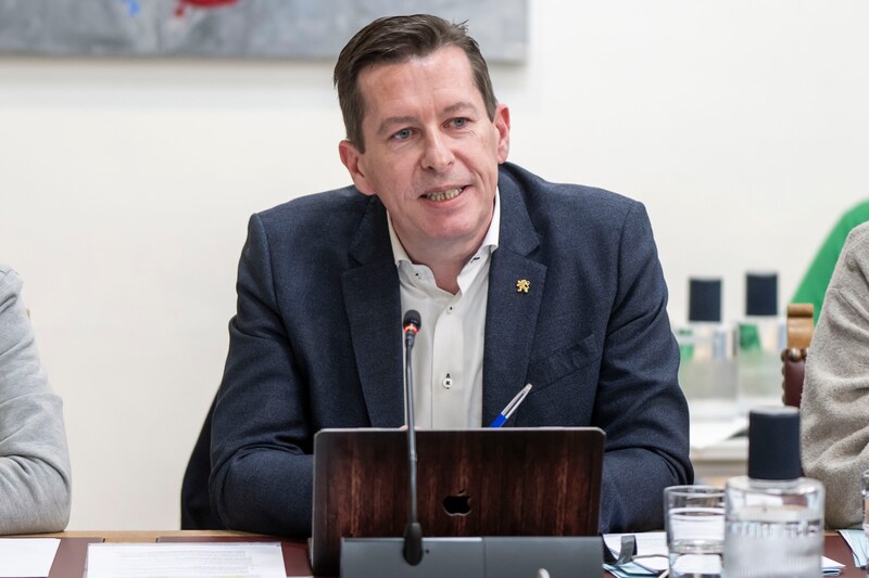 Oppositiepartij Vlaams Belang op hoede rond mogelijke fusie ...