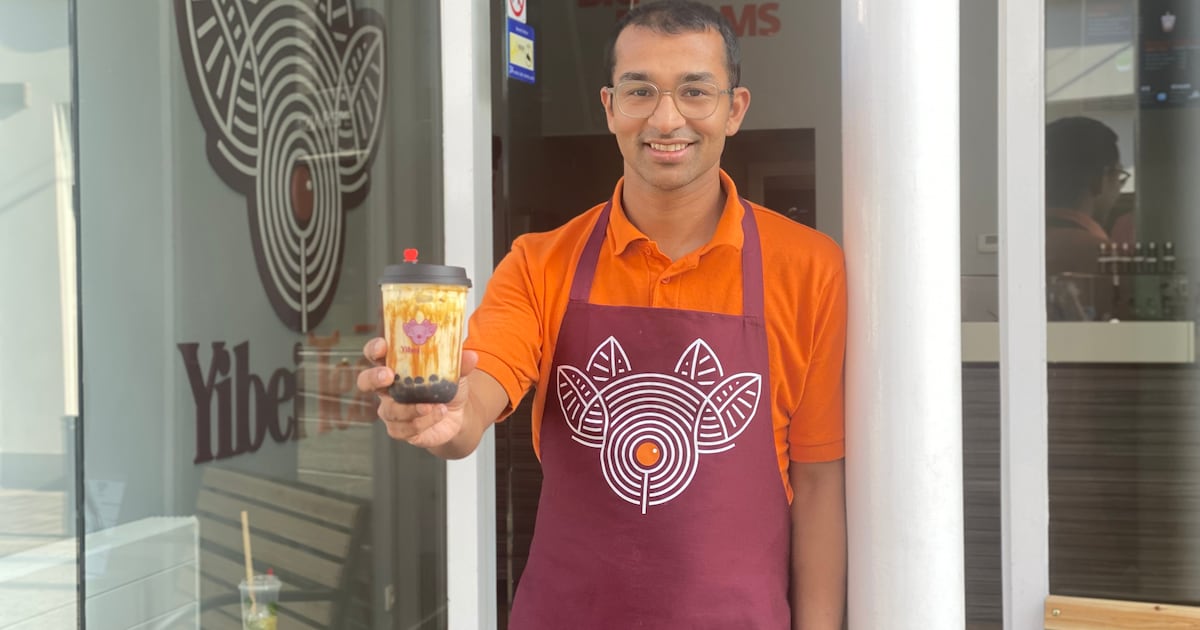 Naim (32) opent bubbelthee-bar in Gent: “Razend populair in grote ...