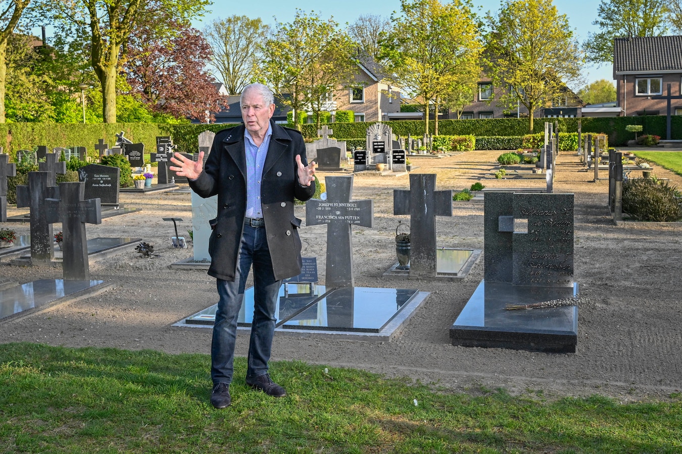 Scholieren adopteren het graf van ‘goede Duitser’ Joep, die honderden ...