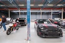 Luxeveiling breekt record: Porsche met gouden velgen van ...