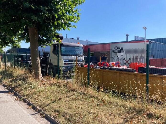 Verdachte van aanval op garage waarbij hand werd afgehakt vrijgelaten | Lokeren | hln.be