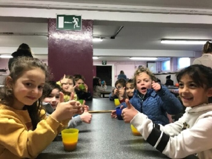 Leerlingen VCSR smullen Superfood-soep | Roeselare | hln.be