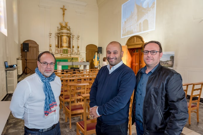 “Van de beloofde hotels is nog steeds niets te zien”: twee historische ...